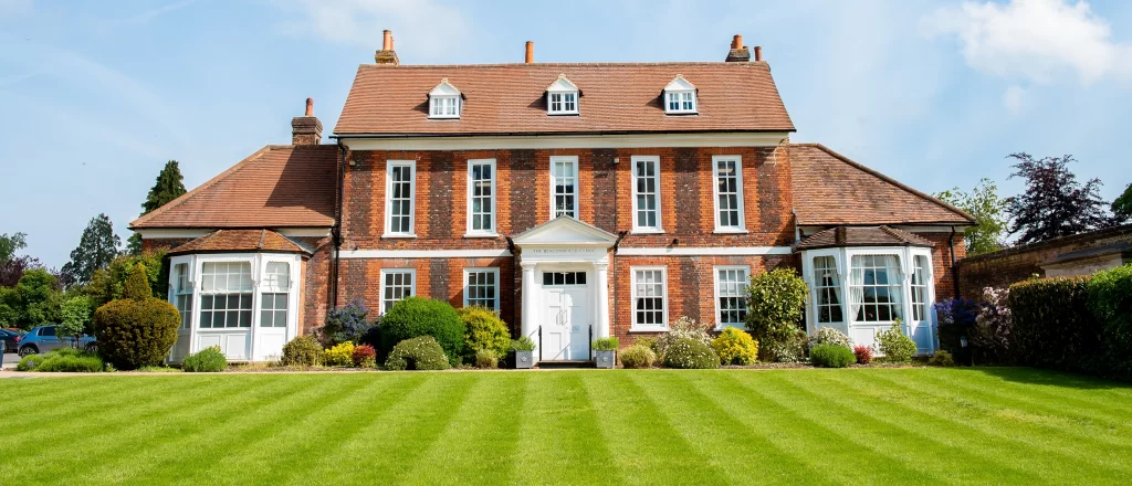 Peripheral Nerve and Joint Injections - The Specialist Pain Centre